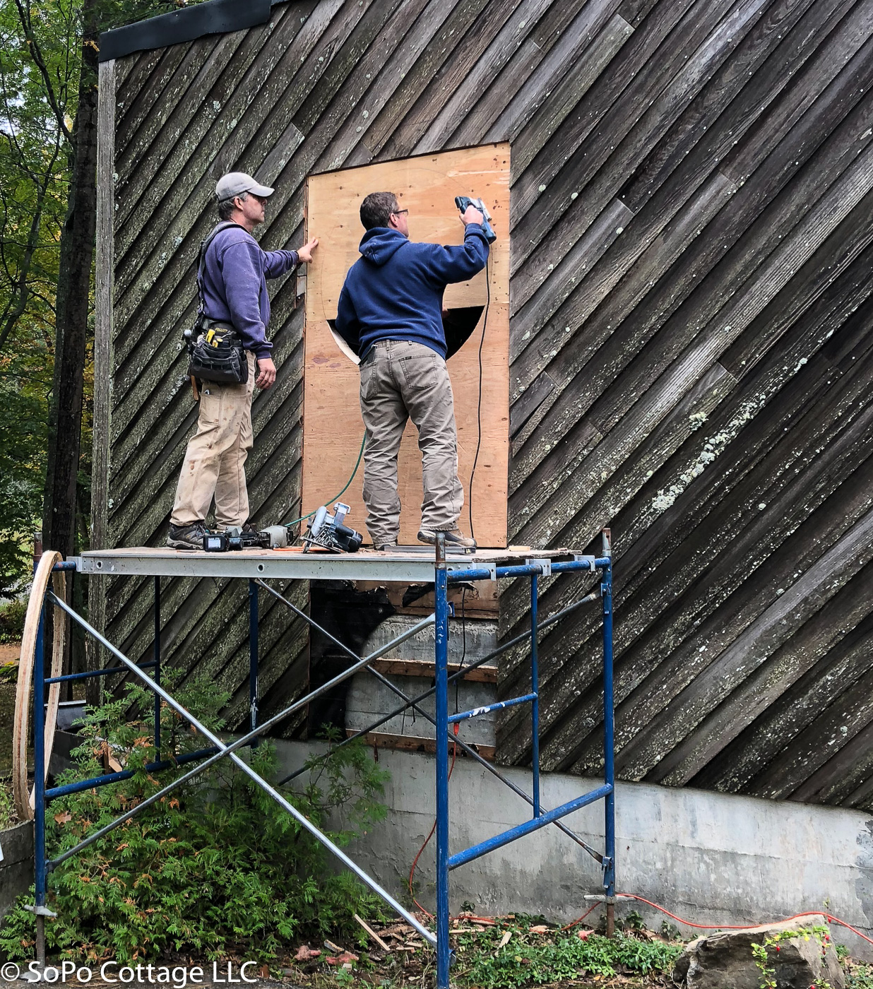 SoPo Cottage: For the Love of a Bubble Window - But Don't Try This at Home