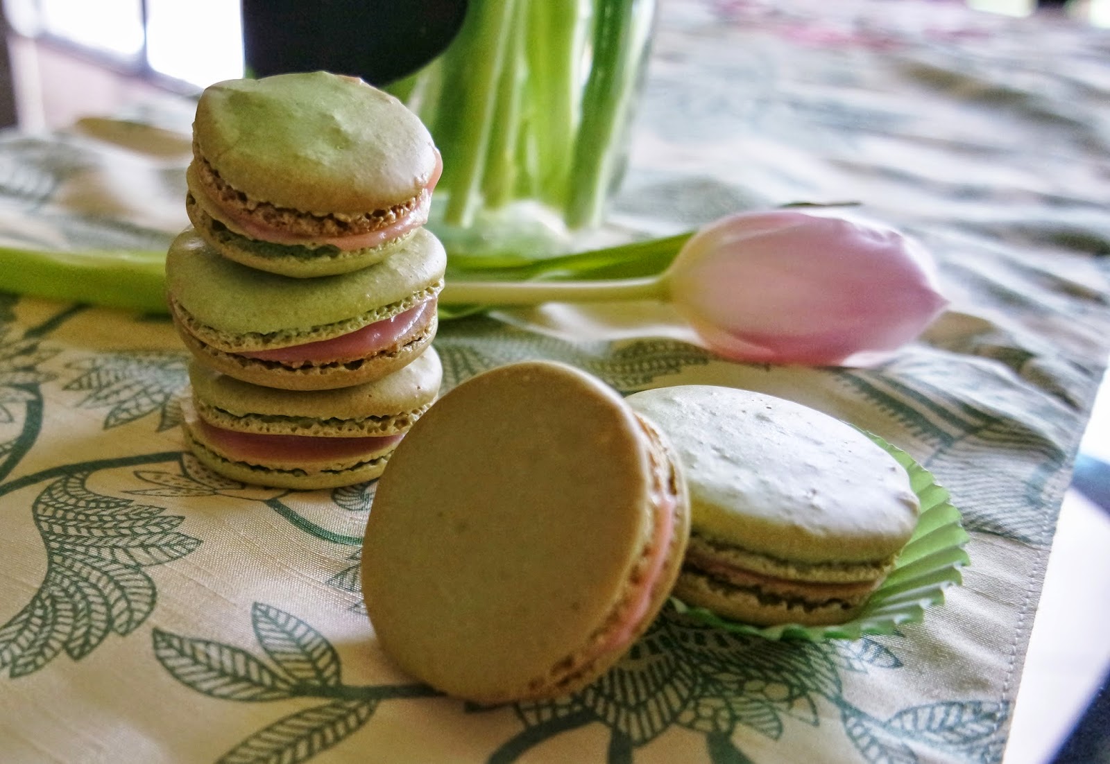 Pancit Princess: Pandan Coconut Macaron with Lychee Ganache filling