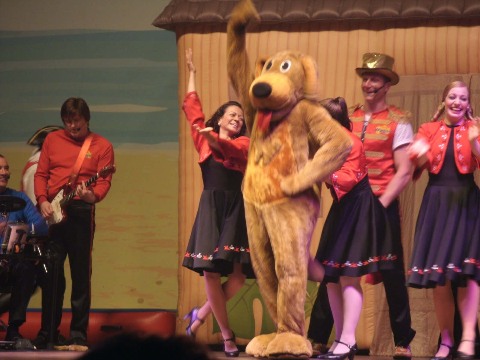 The Mayfield Family Blog: The Wiggles Live in Concert!!!