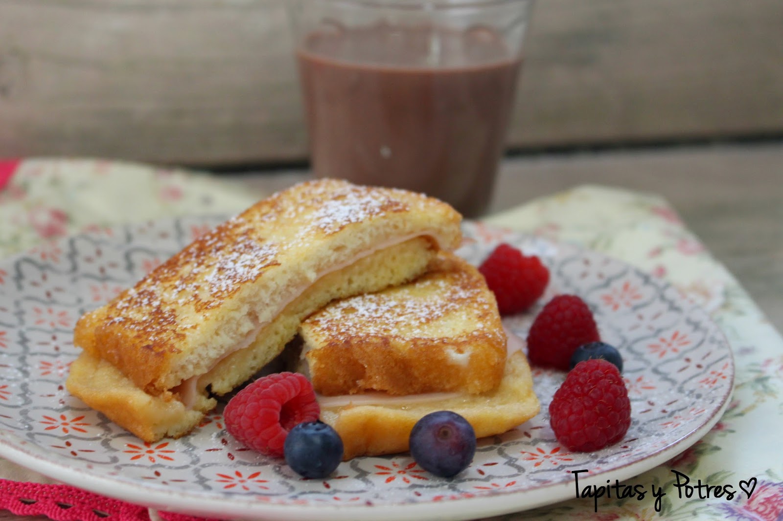 Tapitas y Postres: French toast con jamón