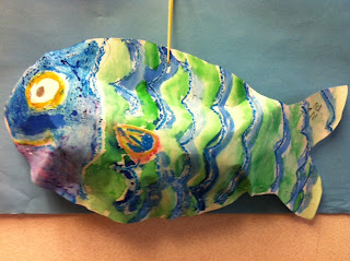 Center School Art: Paper Fish Sculptures by Grade 1