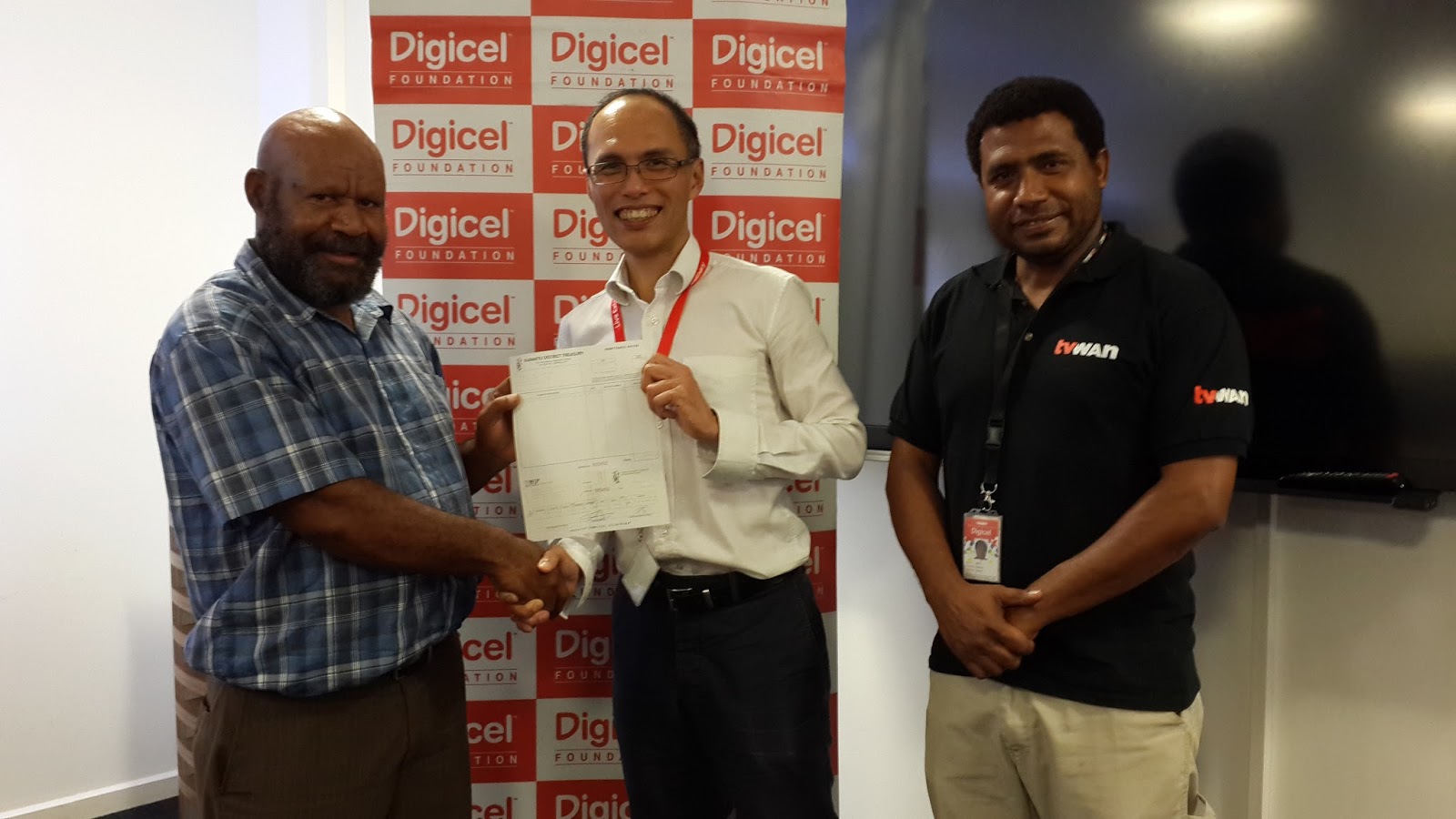 Tuke and Digicel PNG Foundation partner for Education - Papua New ...