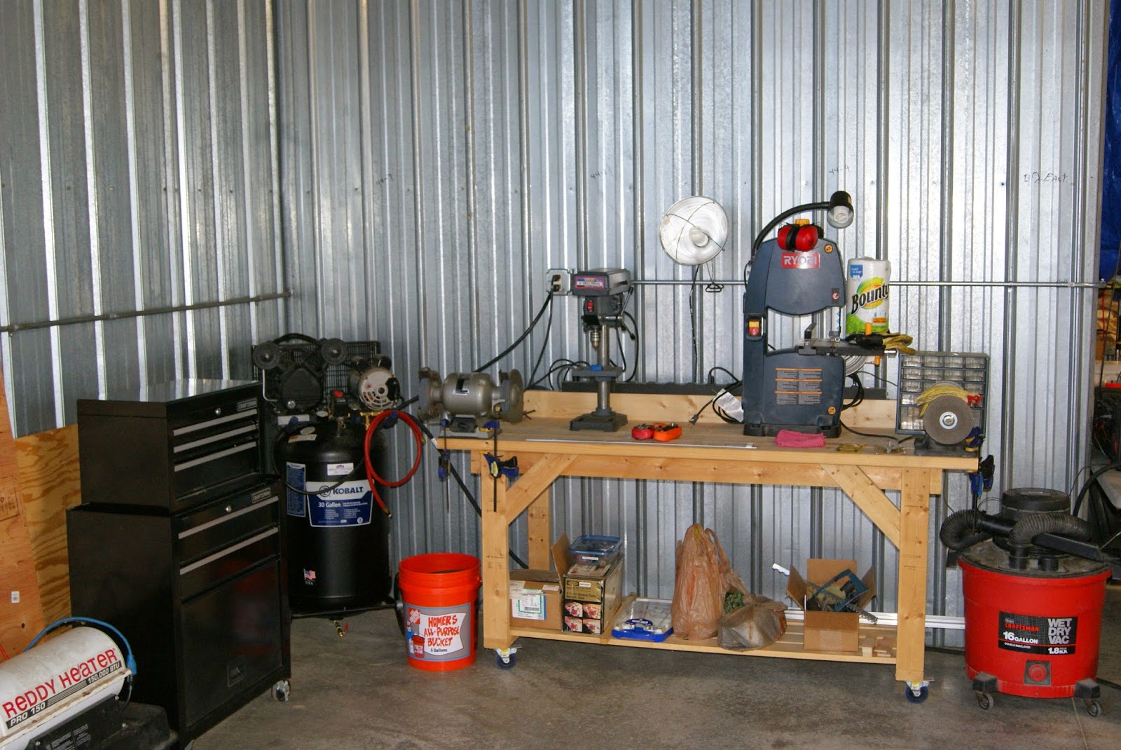 DOG Aviation John's RV-12 Blog: Slowly Getting Settled Into Hangar 45