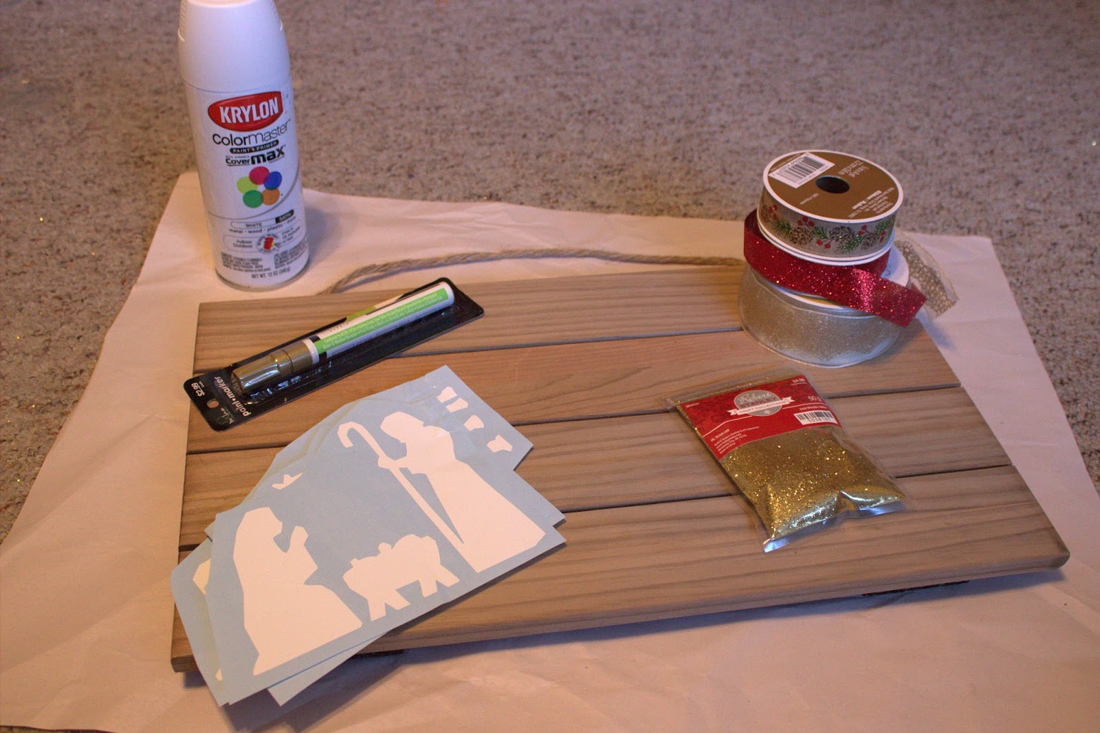 a little moore: DIY Vinyl Nativity Sign