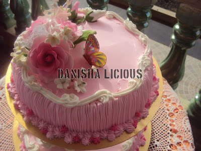 Danisha_Licious Cake House
