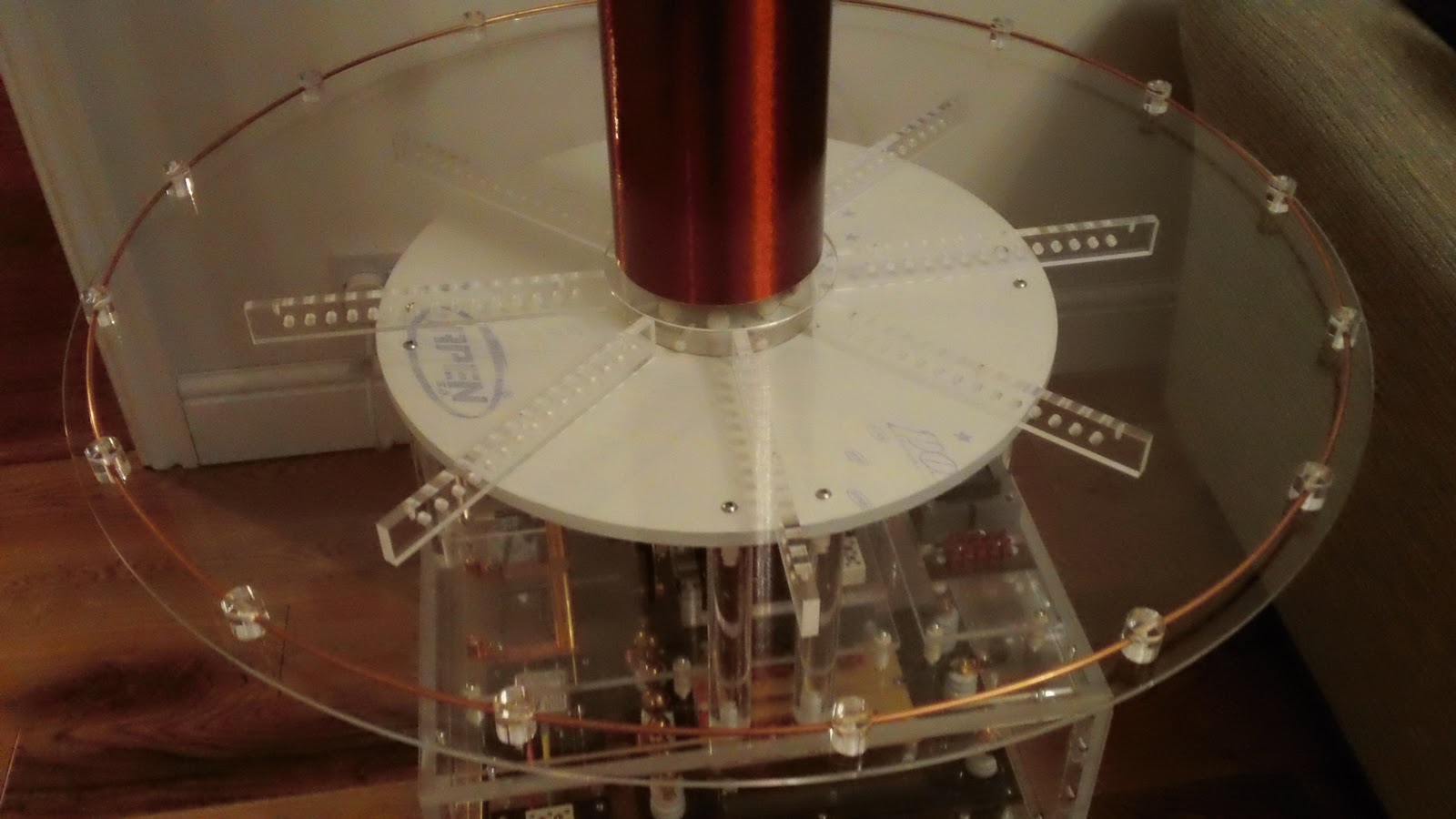 Paul's Tesla Coil Blog: Primary coil support combs finished!