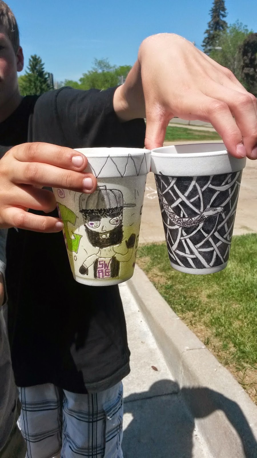 The Whole World's An Easel: Creative Cups!