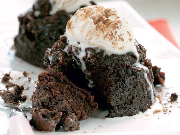 Lekker Resepte : 5 min sjokolade poeding, worsies met deeg op 'n stokkie,