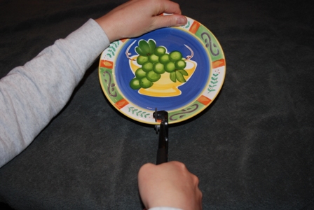 Mosaics by Kim Finlan: How to Chip A Plate to Mosaic with the Full Plate