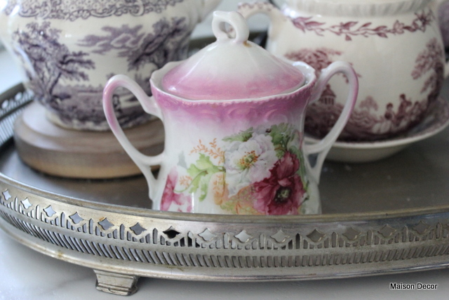 Maison Decor: Decorating with Silver