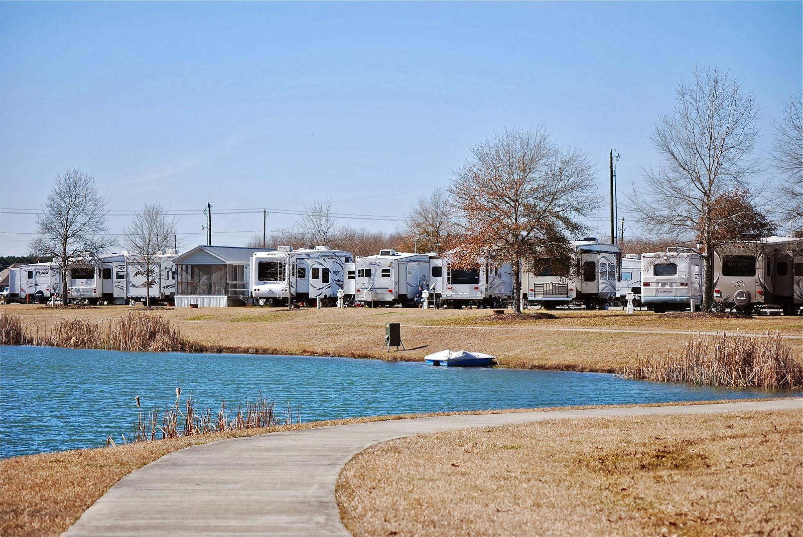 BLUE SKY AHEAD: Lakeside RV Park, Louisianna