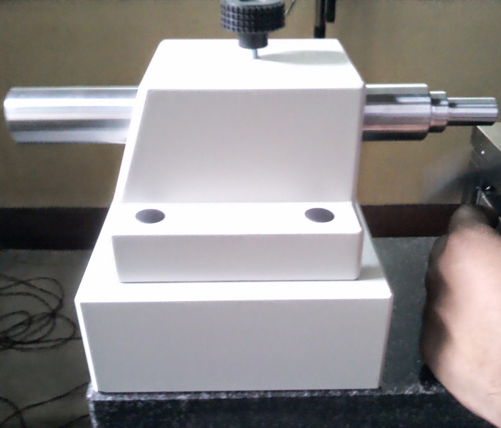 Engineering : Universal Length Measuring Machine