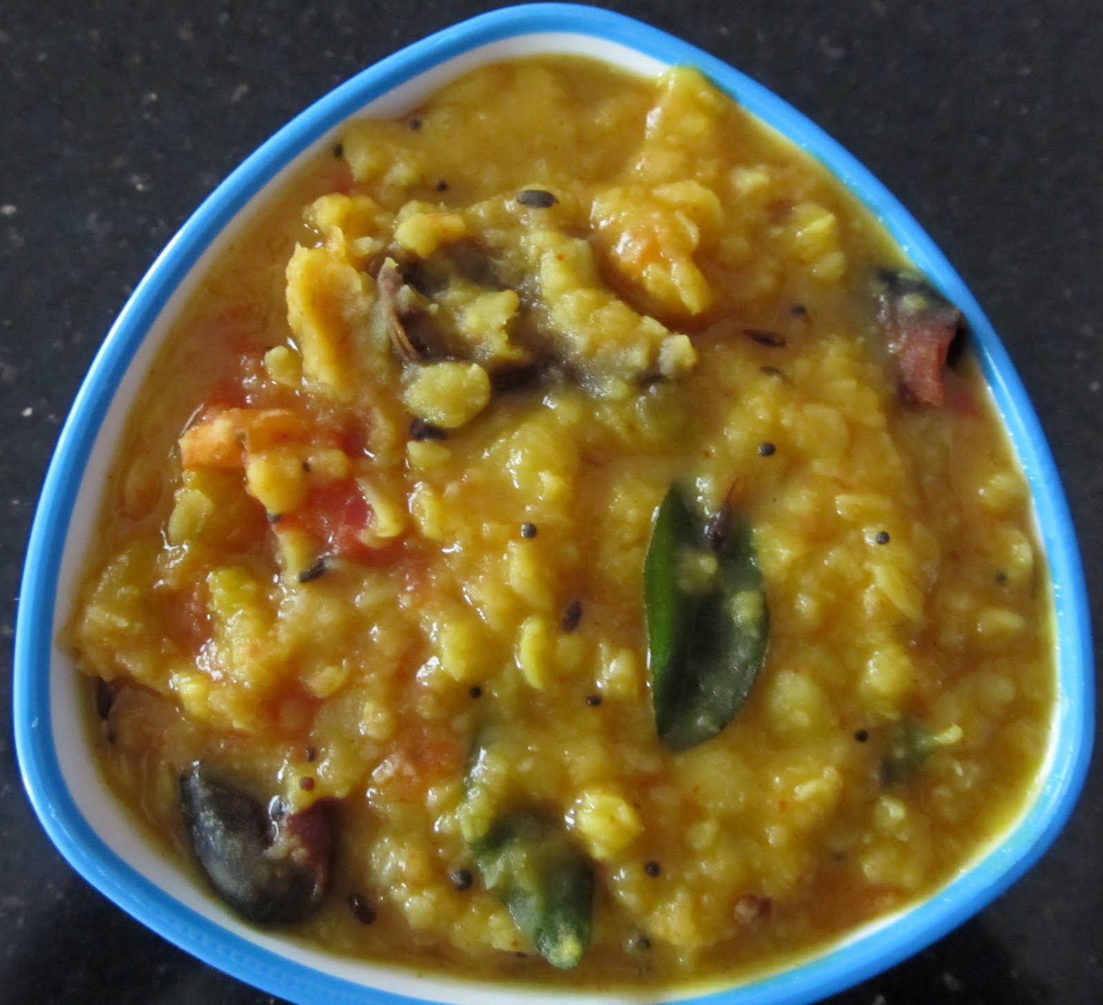 Sivani's Kitchen: Tomato Dal / Tomato Pappu