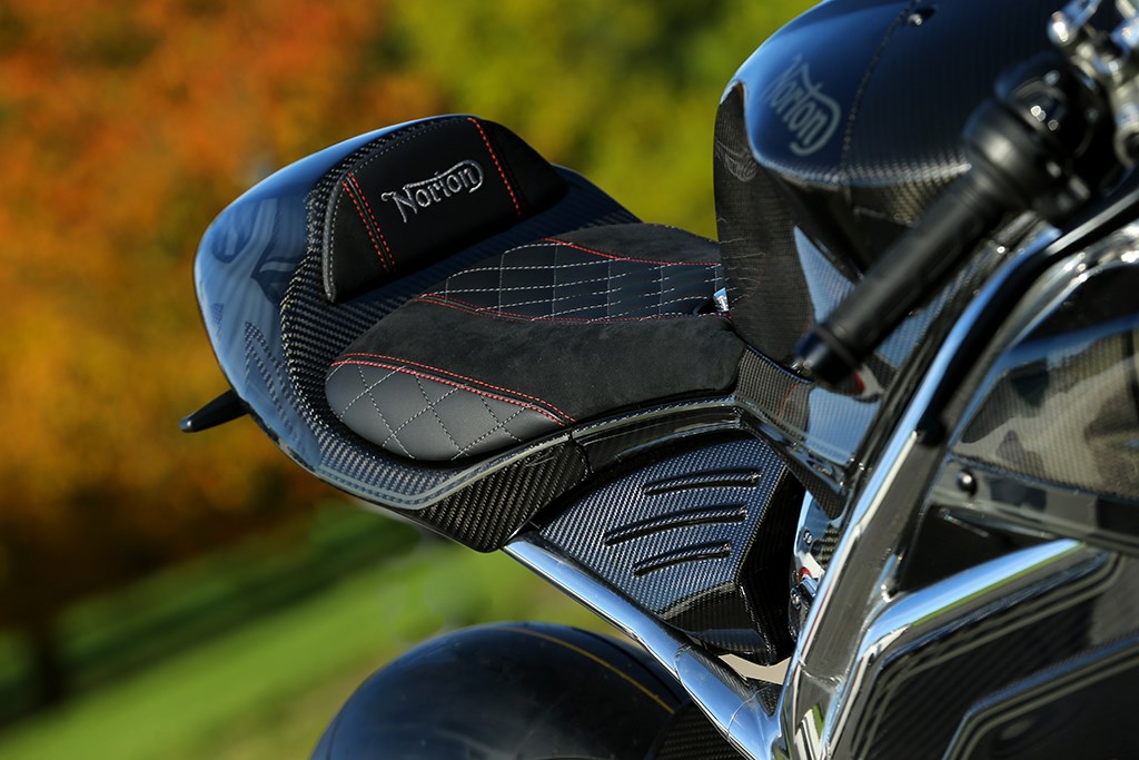 V4 RR The TT racer reborn - RocketGarage - Cafe Racer Magazine