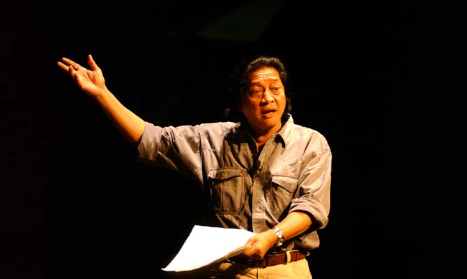 Biografi WS. Rendra - RUMAH TEATER