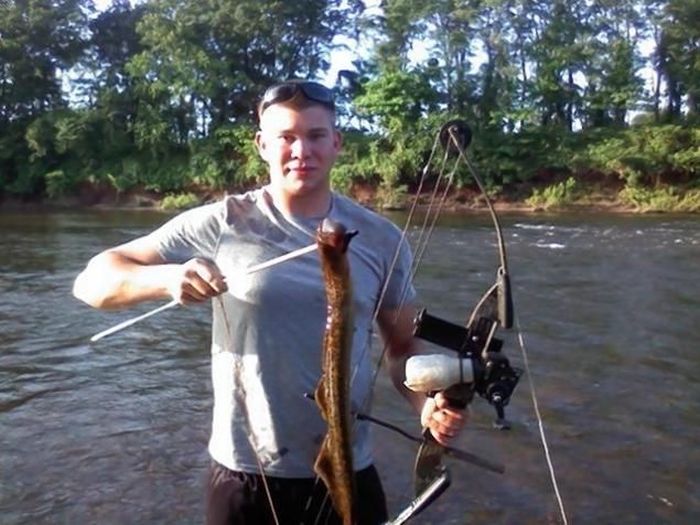 Pix Grove: Giant Lamprey Caught in New Jersey