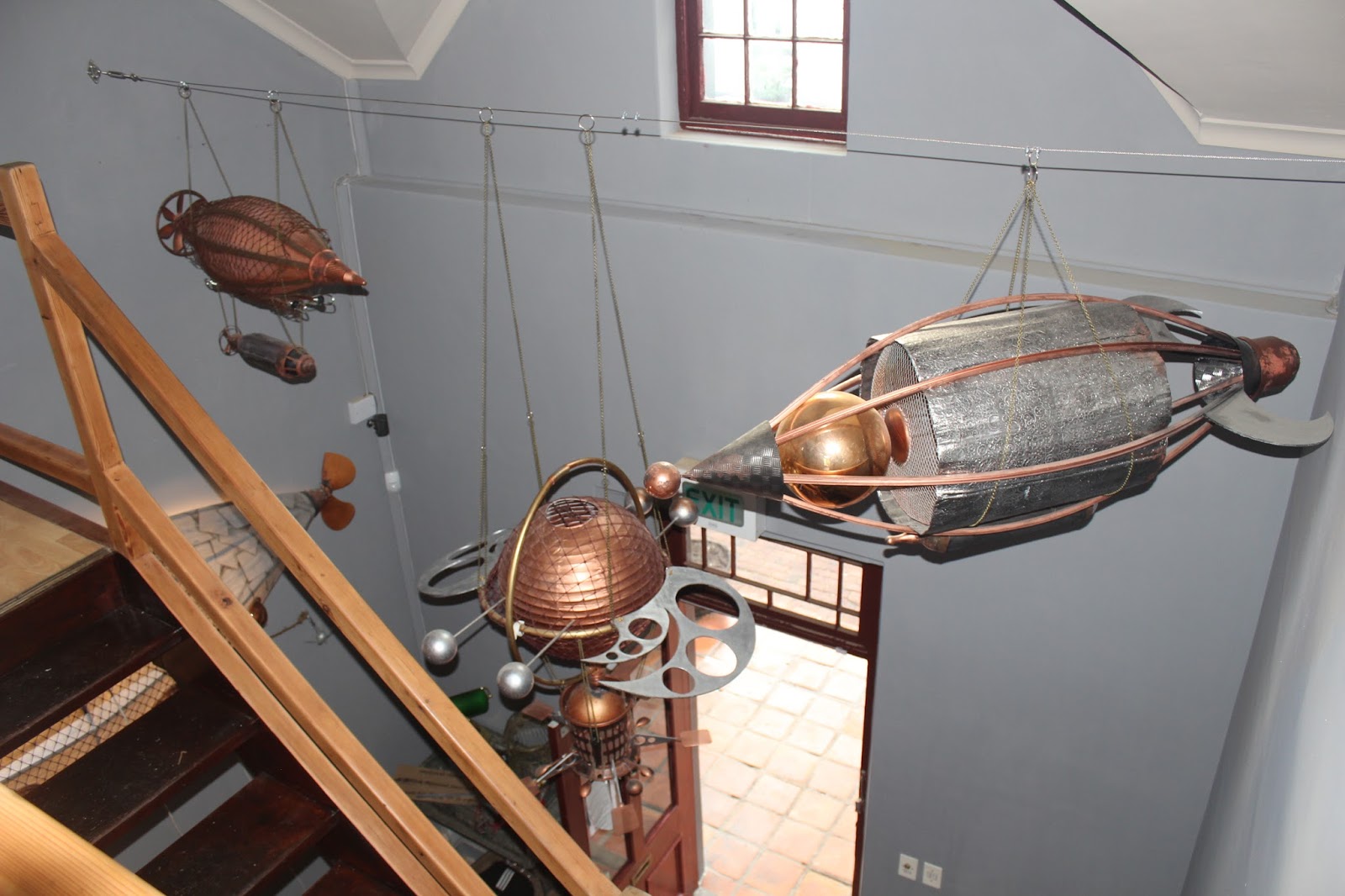 Bella's Creative Space: Steam Restaurant Part 4 "The mini Airships Gondola"