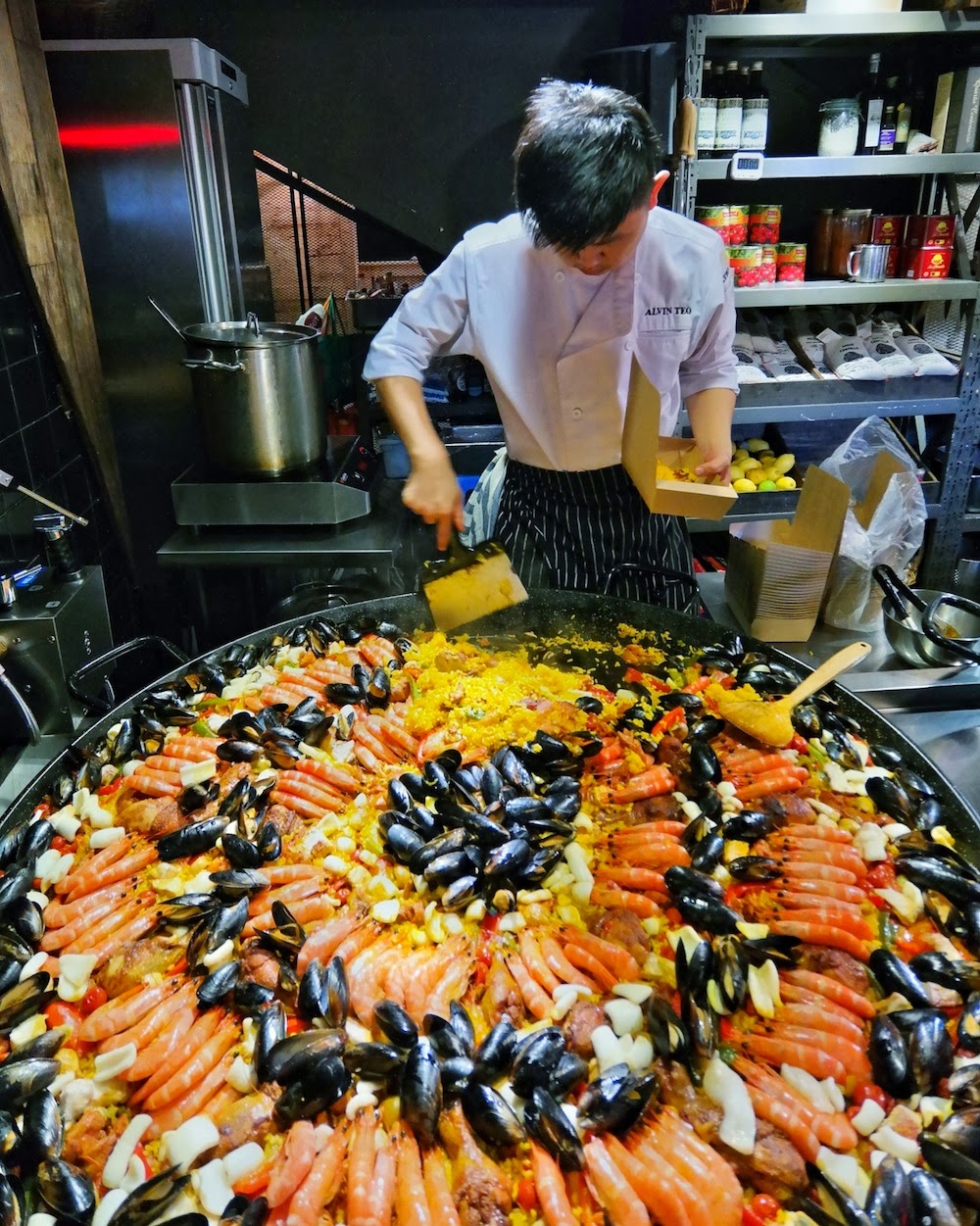 Great Food Experience at Pasar Bella, Singapore ~ Life Is An Absurd Journey