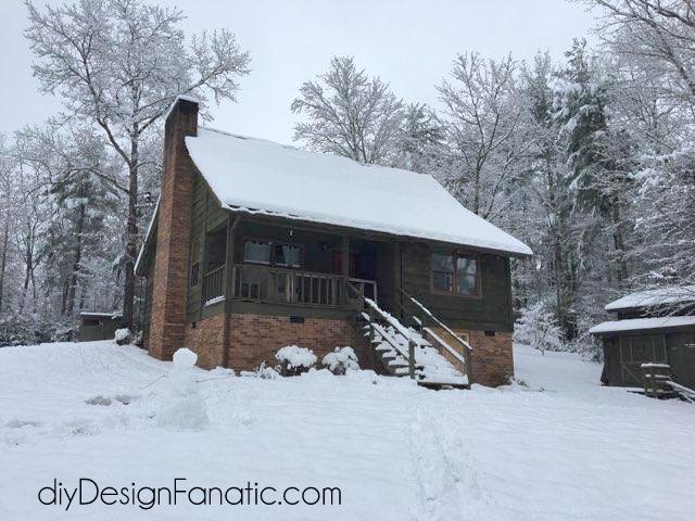 diy Design Fanatic: December Snow At The Mountain Cottage