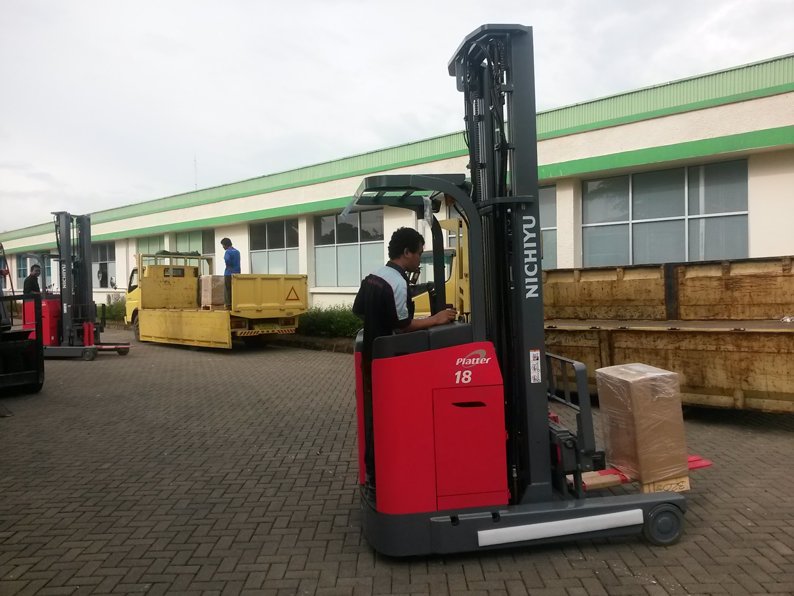 Nichiyu Forklift Promo: Aneka Nichiyu Forklift Indonesia