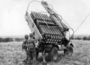 Defence and Freedom: Battlefield missile artillery from the blackpowder ...