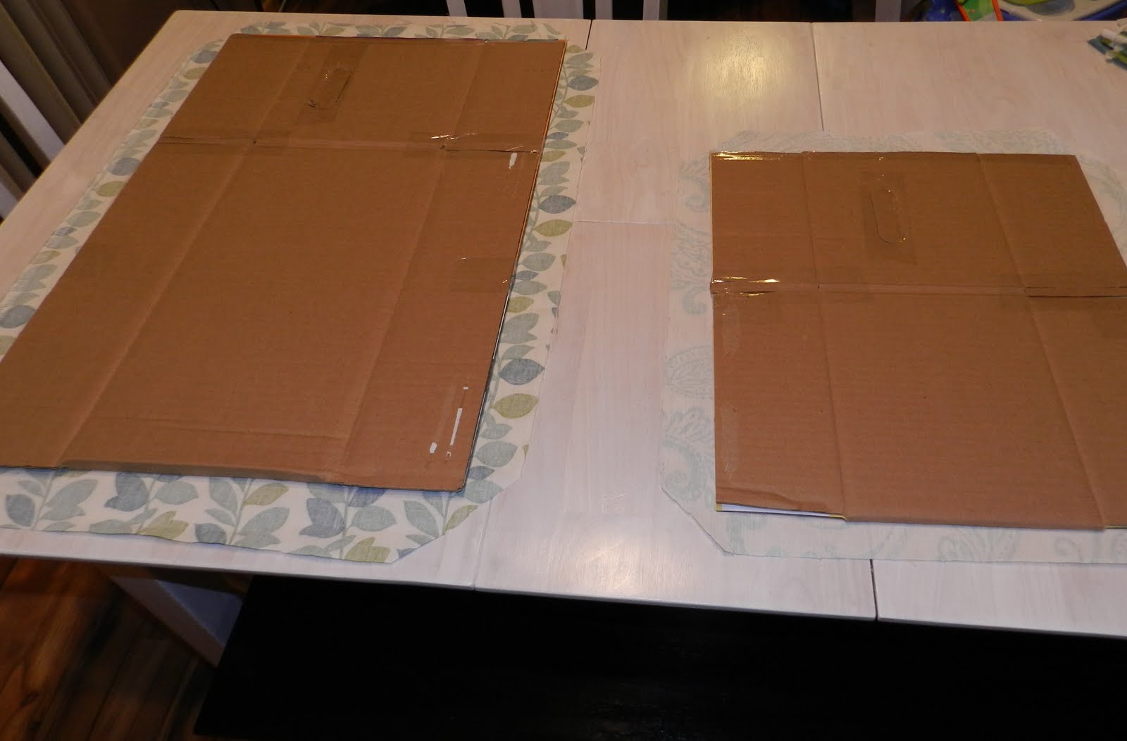 everyday rhinestones: {Craft Project} Diaper Box Bulletin Board