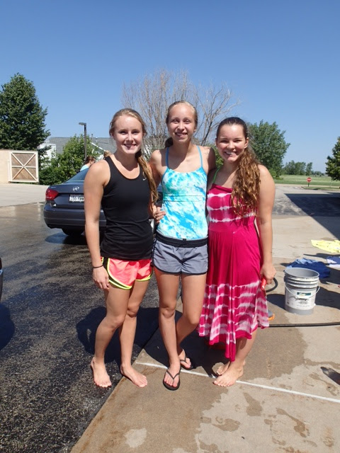 Appleton West-Kimberly Swim and Dive: Car Wash Fun!