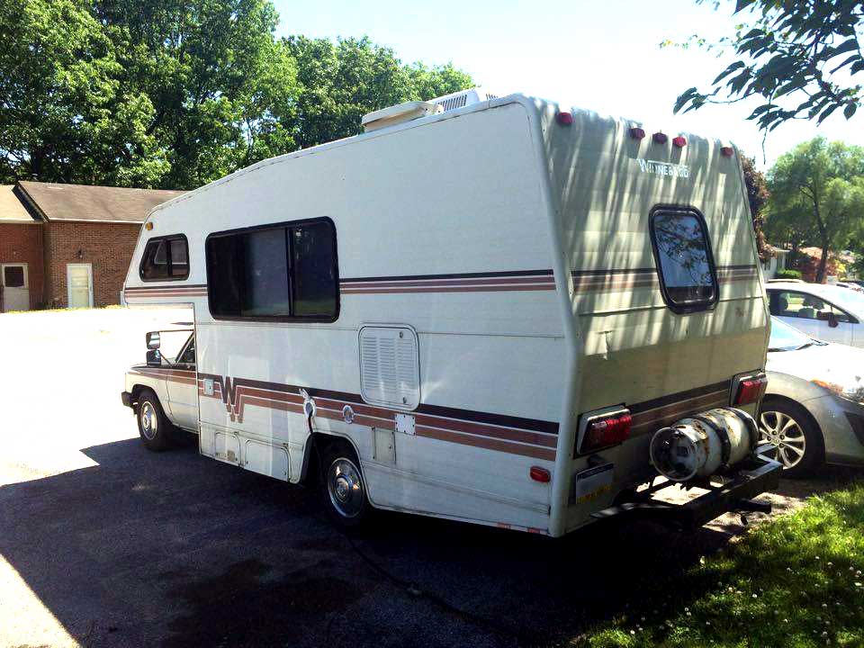 REVolution: Chris H’s 1986 Toyota Winnebago Motorhome