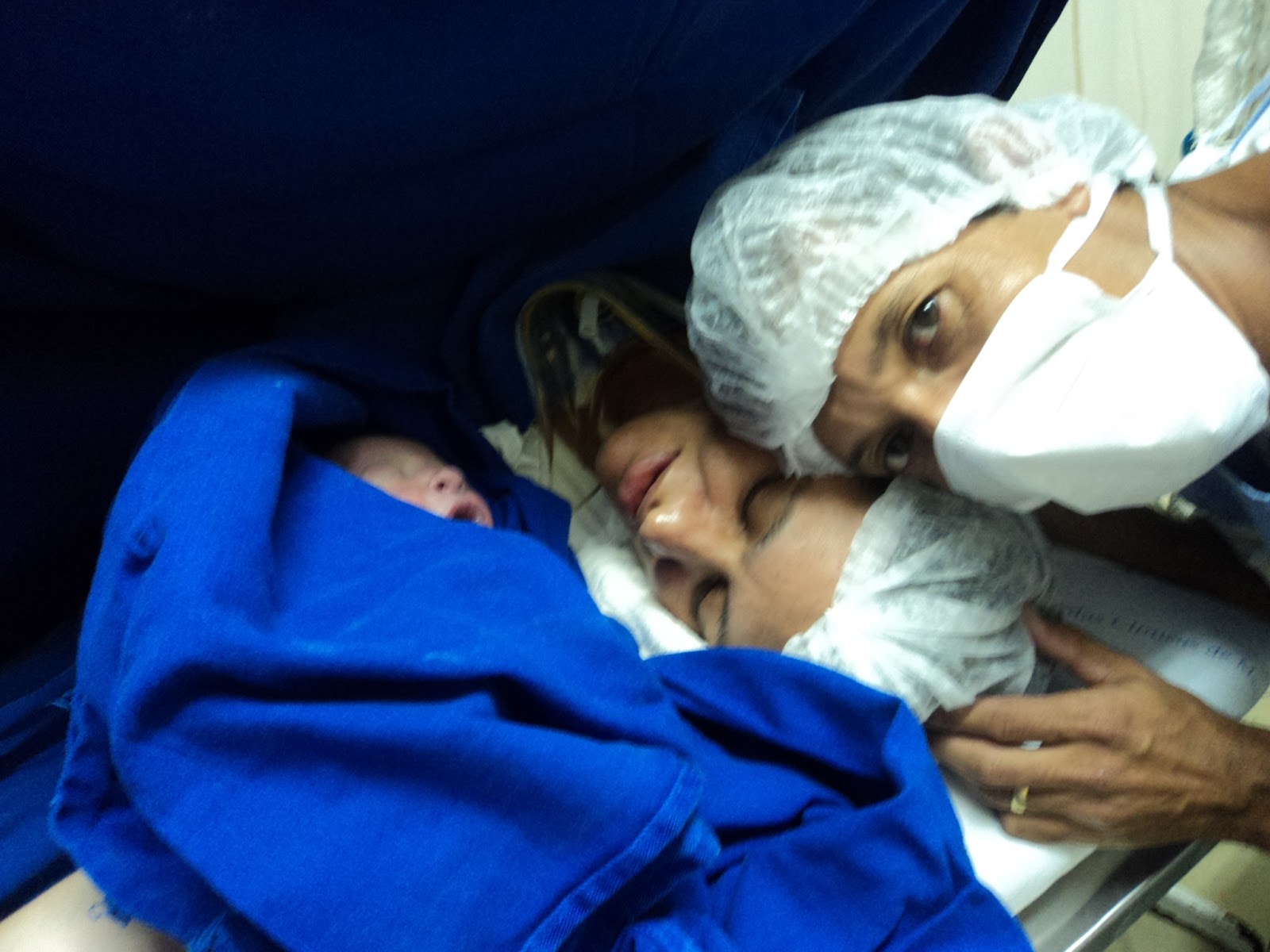 CANTORA ANDRÉIA LIRA