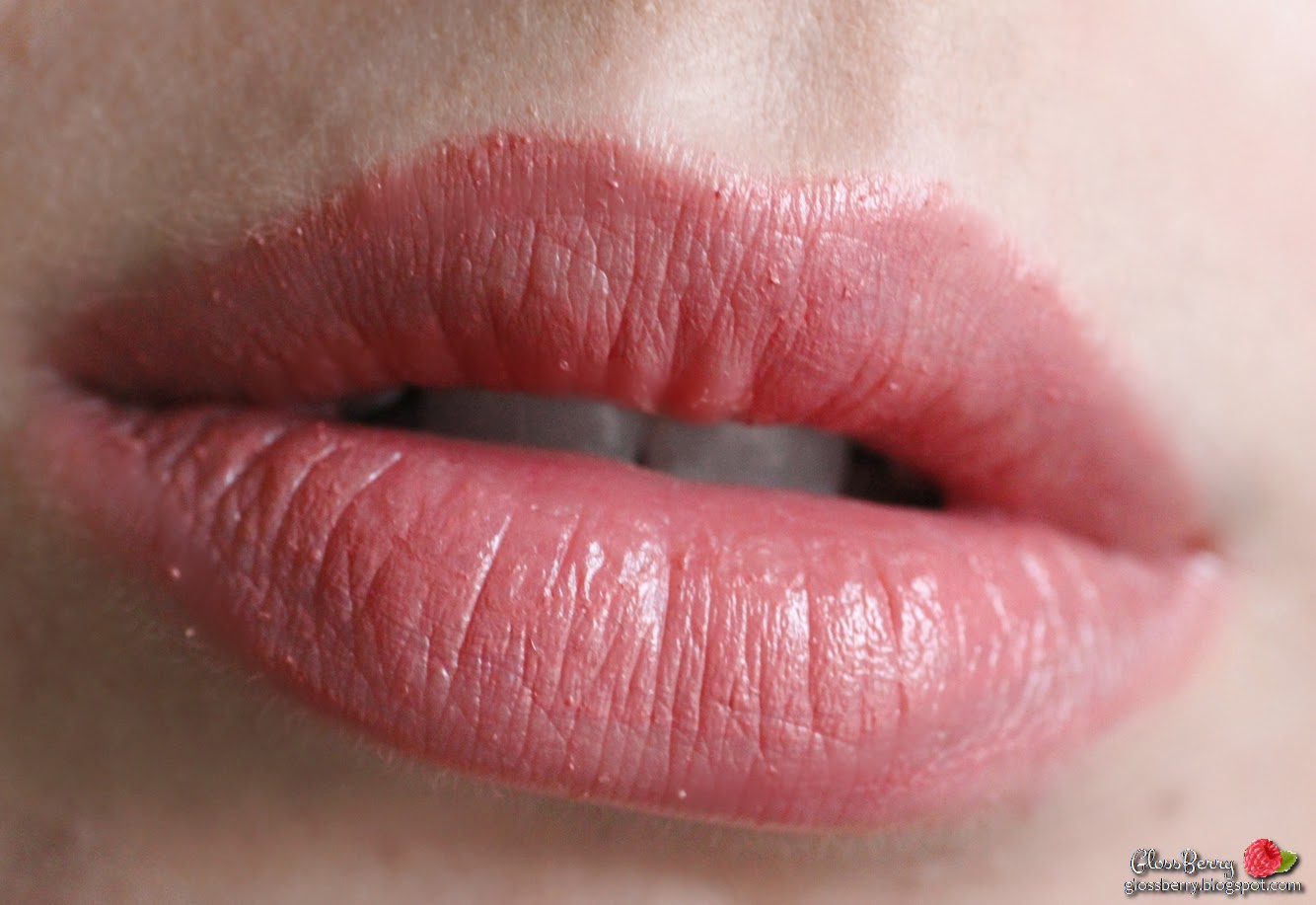 The Kylie Jenner Lips // שפתונים ניודים בניחוח ניינטיז | GlossBerry ...