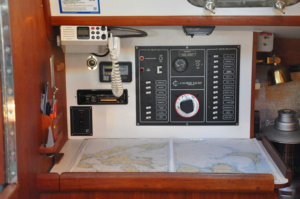 SOLD: 1990 Caliber 33 Sailboat: Photos