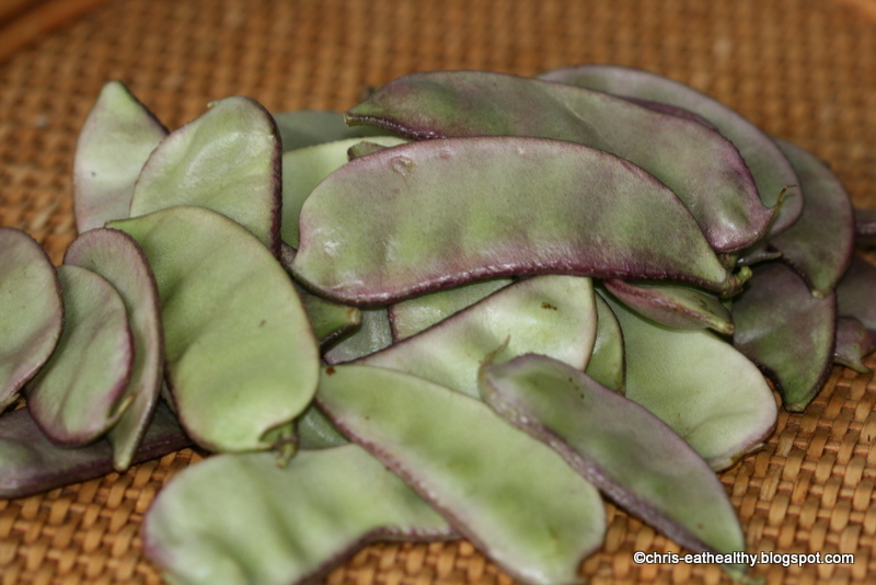 chris-eathealthy: Stir-fried fresh “eyebrow beans” with bacon