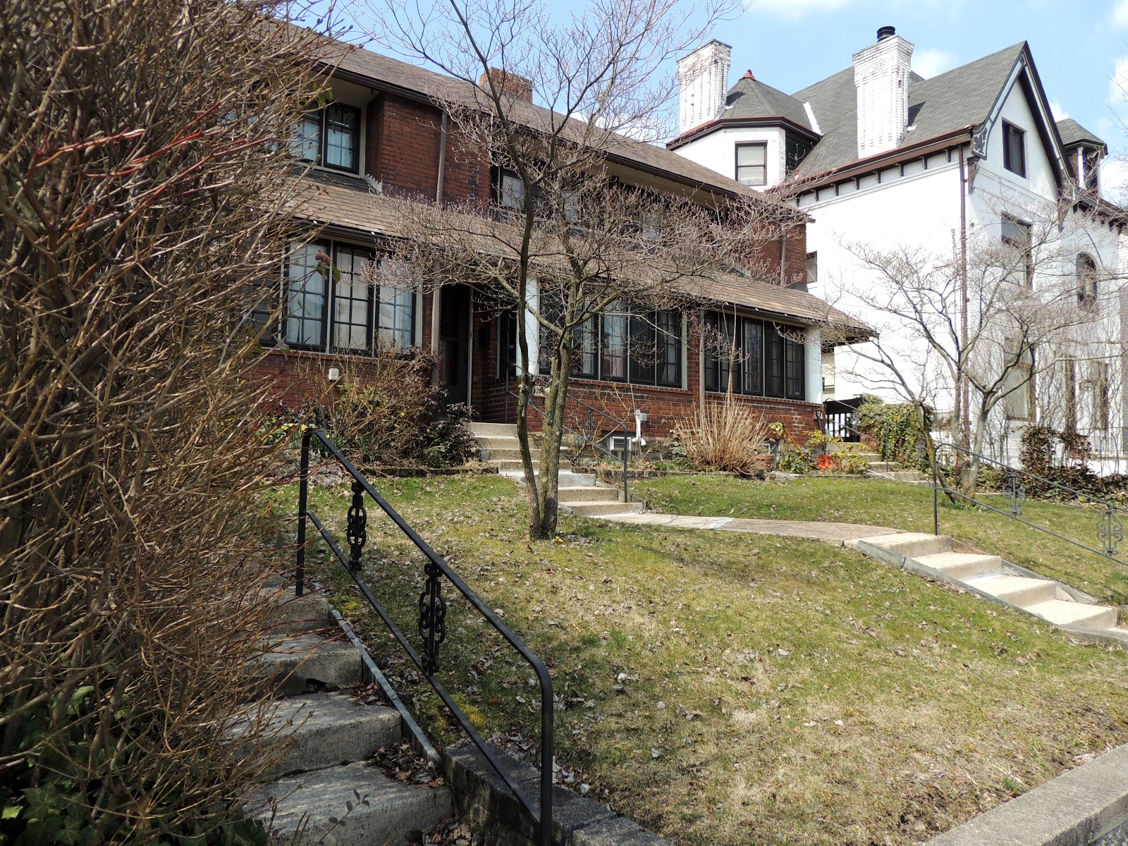 One Girl and One Beagle's Scheibler Treasure Hunt: 420 - 422 East End ...