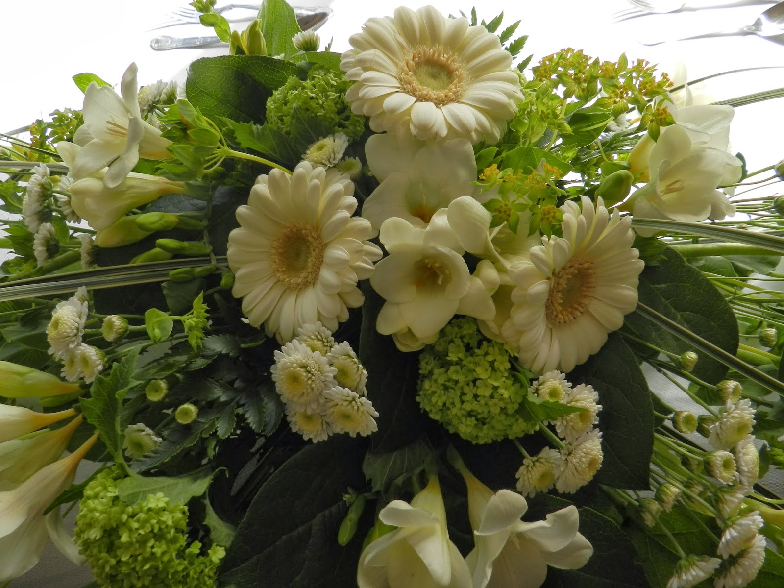 Sandra's Flower Studio.: December 2013