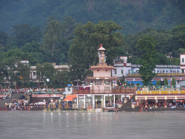 Travel Destinations: Reach Rishikesh to Spend a Wonderful Holiday