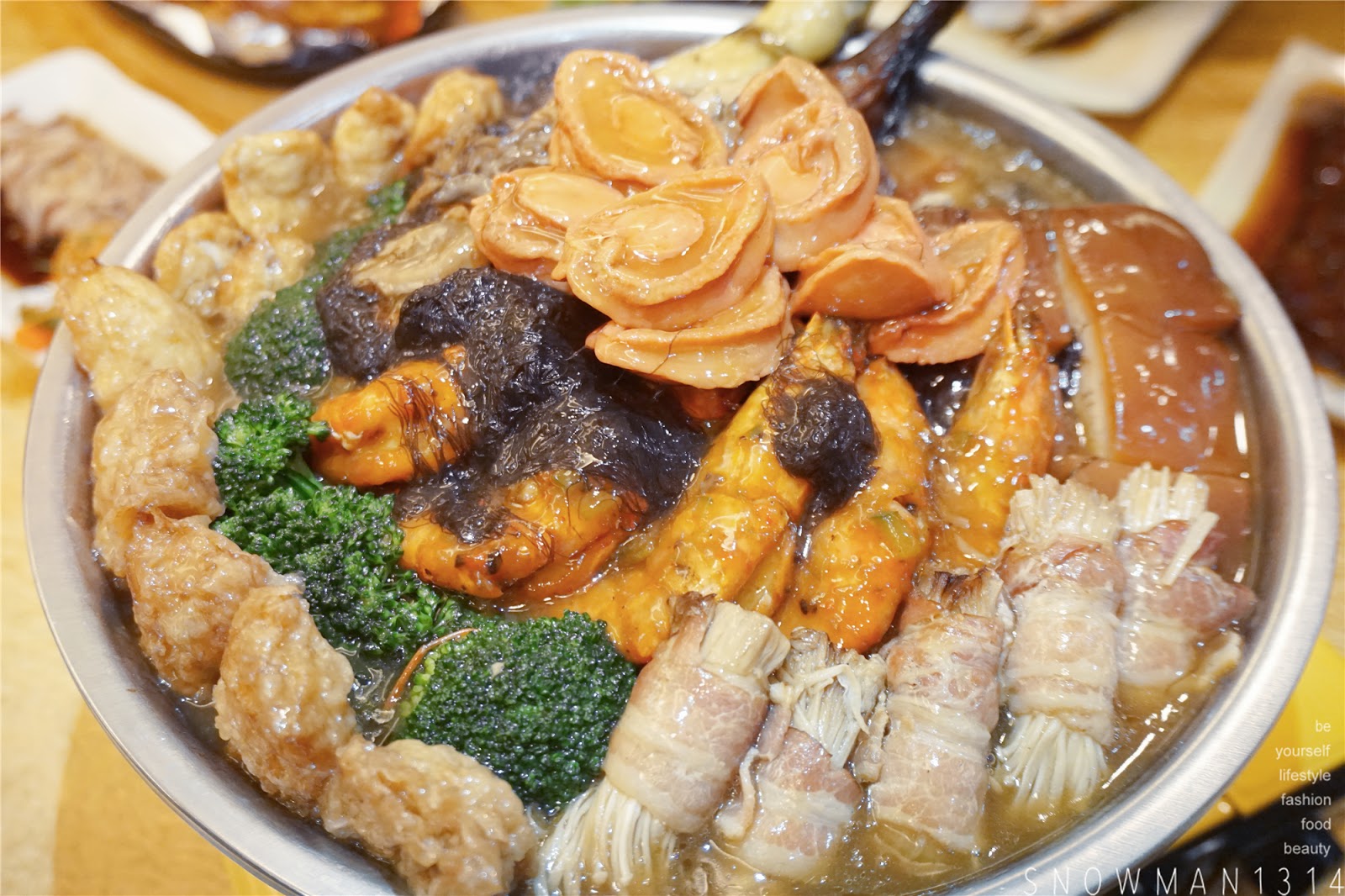 Chinese New Year Poon Choi + Crab Feast @ Restaurant Tak Fok | Snowman ...