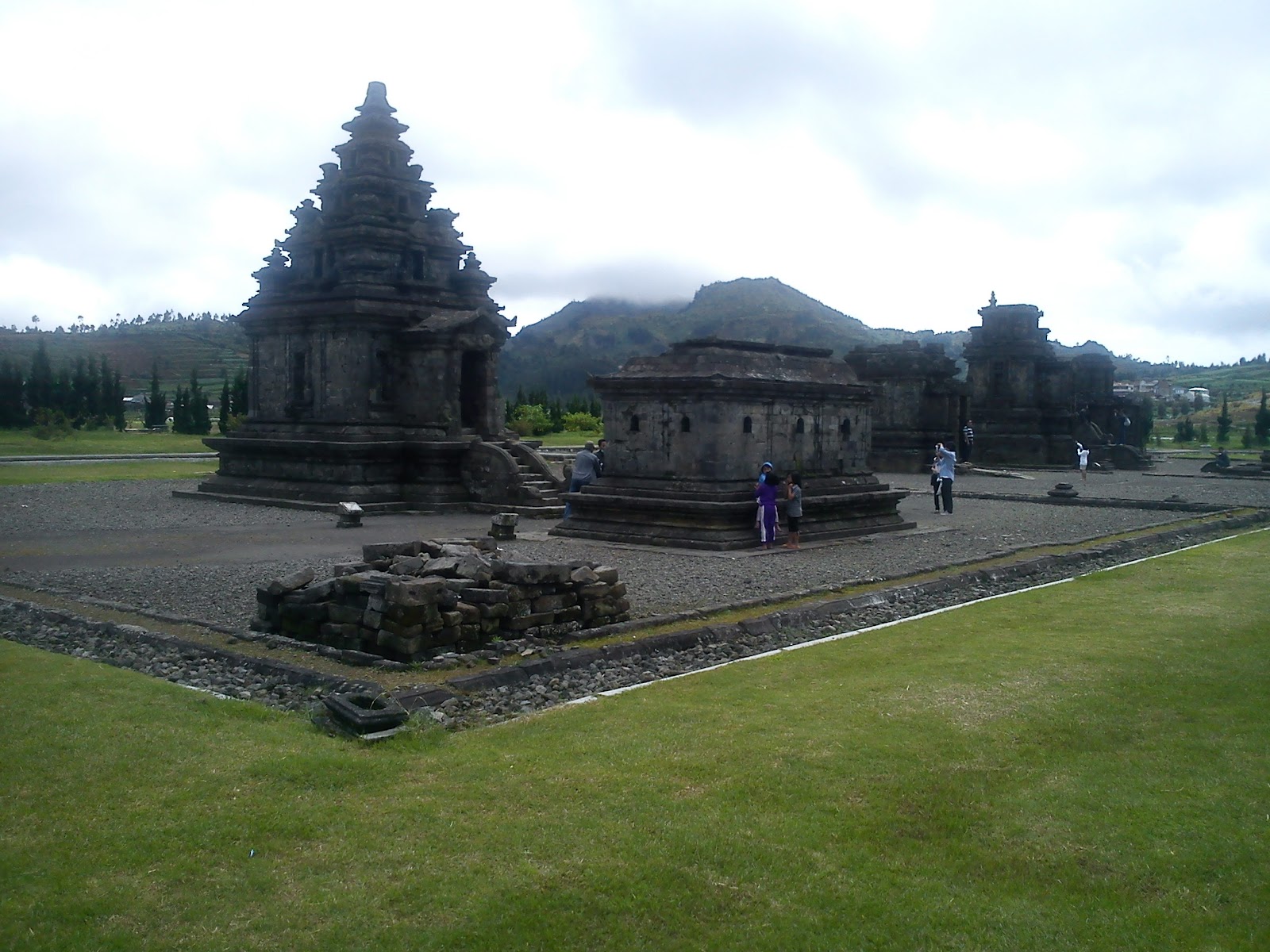 UNIQUE: DIENG : Negeri Di Atas Awan