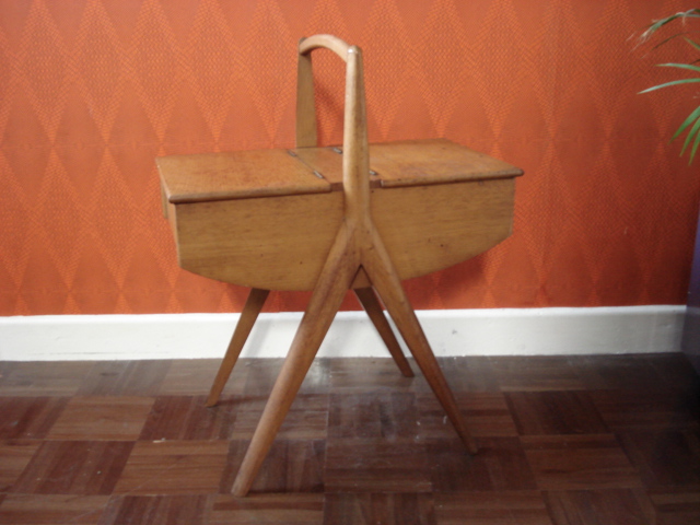 Planet72: Last Weeks Finds - A Utility CC41 Sewing Box, Cintique Chair ...