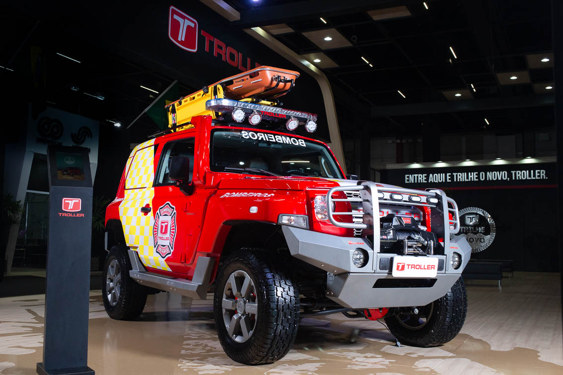 Troller revela TX4 e conceito holográfico de 4 portas no Salão de São Paulo