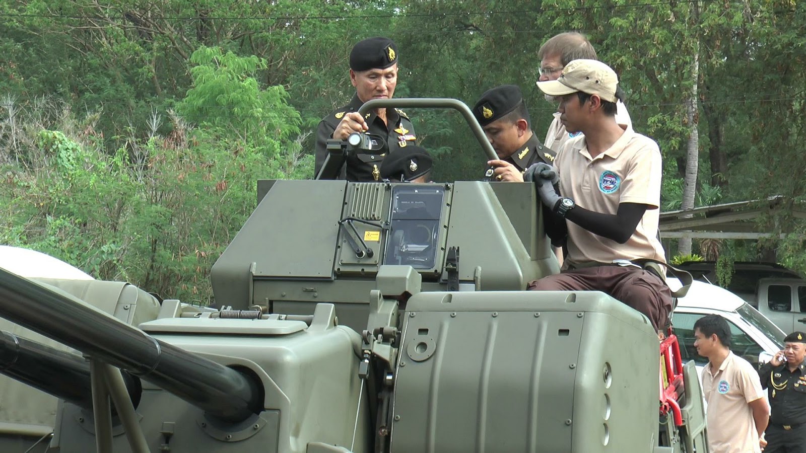 AAG_th บันทึกประจำวัน: กองทัพบกไทยรับมอบระบบป้องกันภัยทางอากาศ Skyguard ...