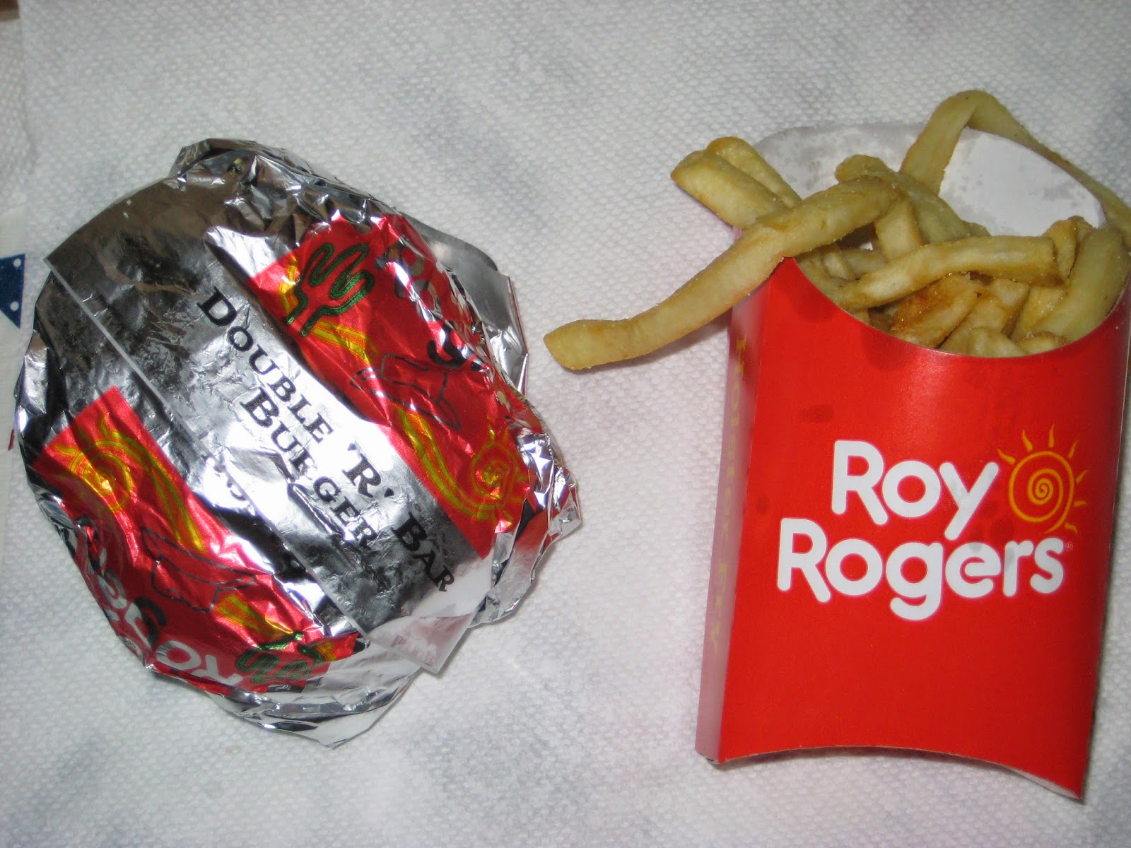 Robert Dyer @ Bethesda Row: ROY ROGERS DOUBLE R BURGER REVIEW (VIDEO)