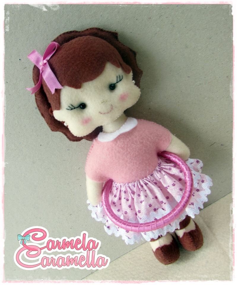 Boneca lelê- molde grátis em PDF - Feltro e moldes para artesanato