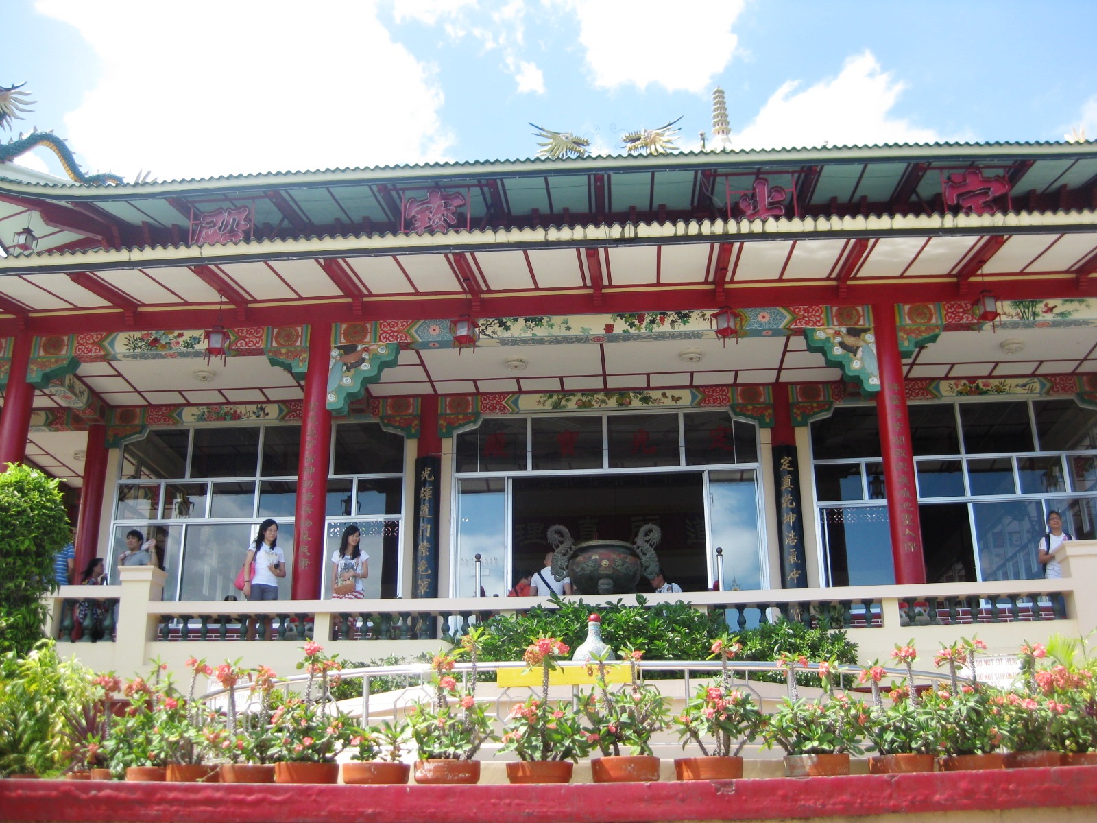 Taoist and Phu Sian Temple - AnneVenturousLife