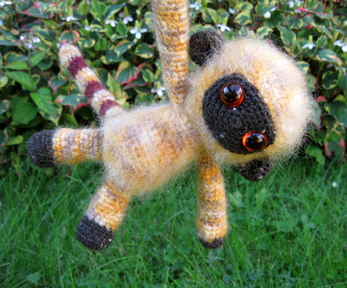 LucyRavenscar - Crochet Creatures: Woolly Monkeys