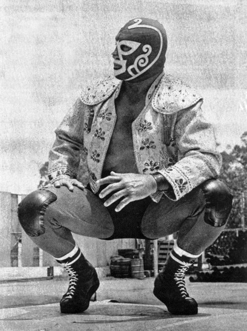 Elazotevenezolanoelblog: Huracán Ramírez, el mito de la lucha libre ...