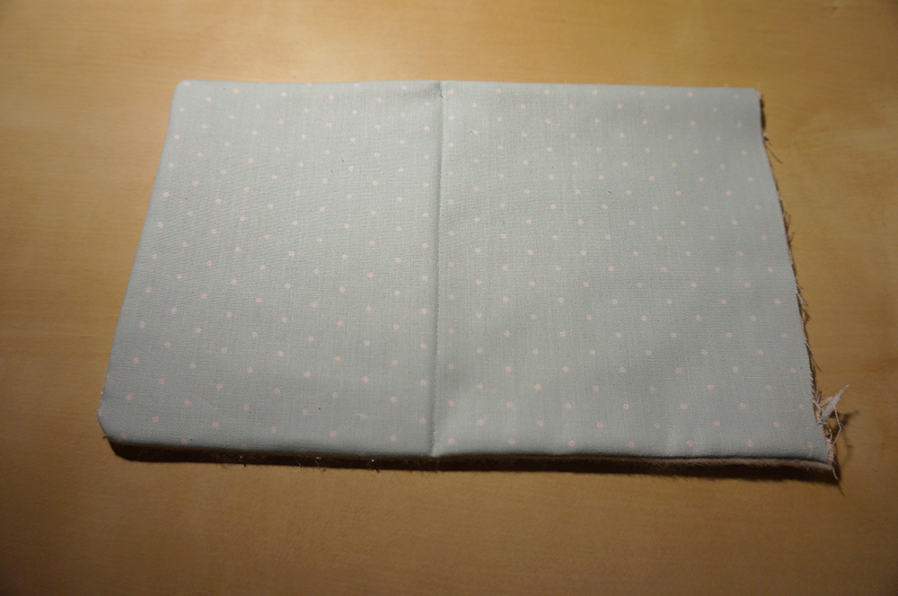 DIY Tablet/eReader Case - A Splash of Tan