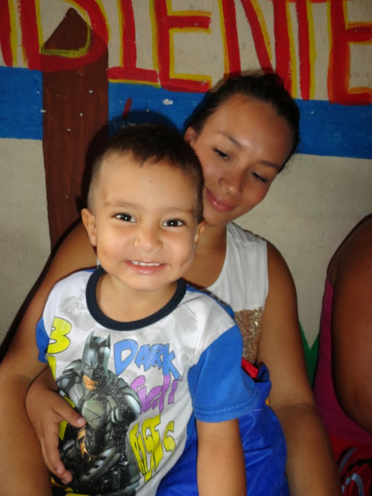 Trochas y Caminos Cali: Entrega Regalos: Hogar Infantil PEQUEÑINES en ...