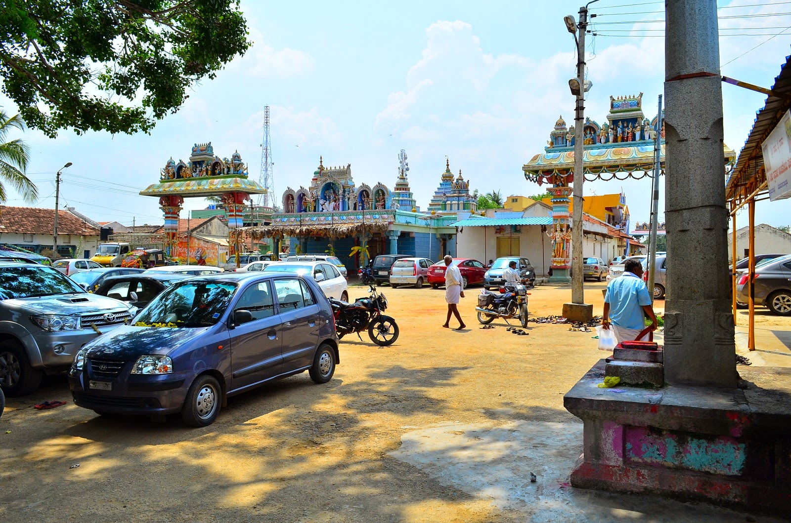 Sharath Hassan A Travelling Photographer: Belagur and Halu Rameshwara ...