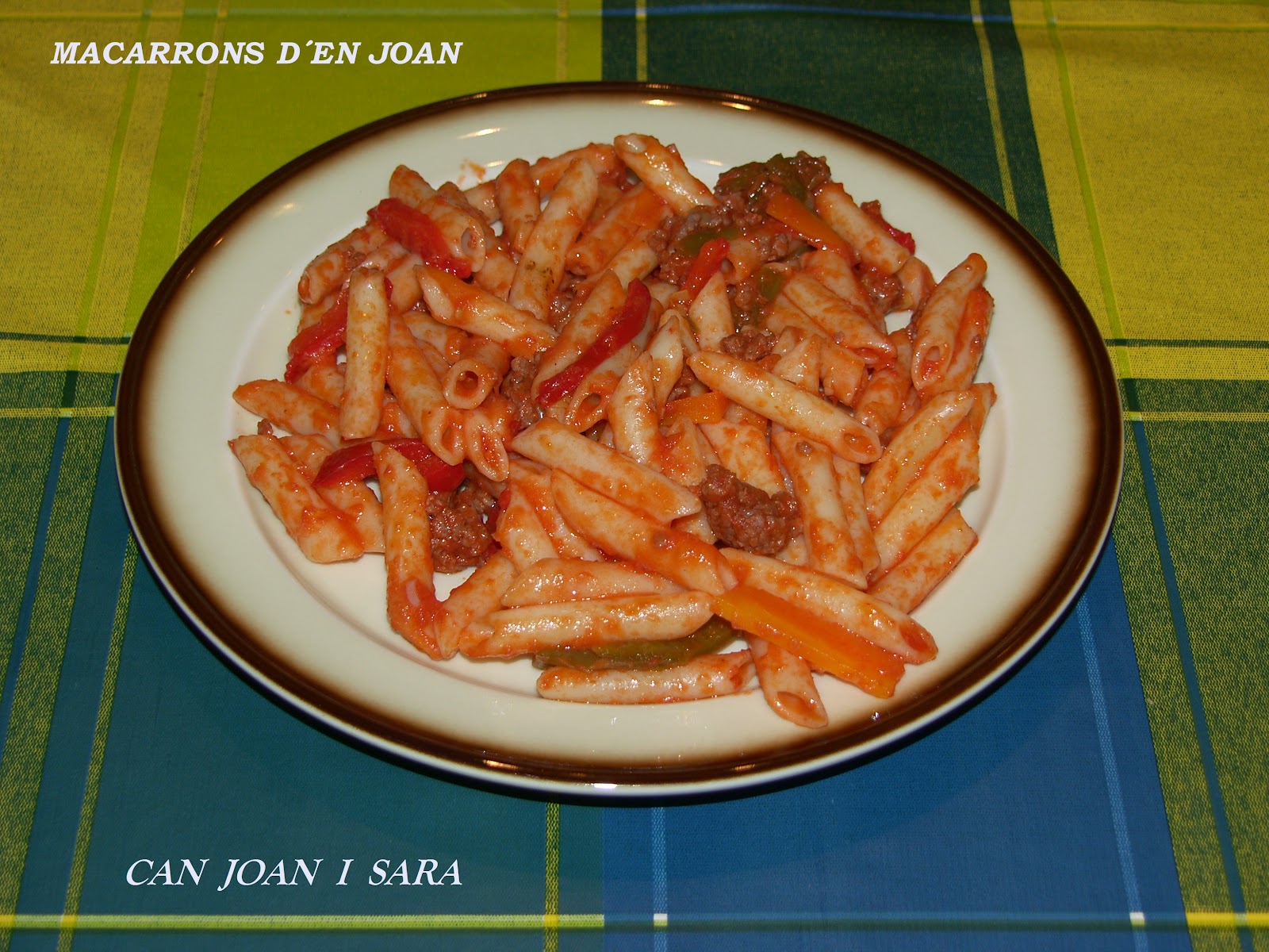 CAN JOAN I SARA: MACARRONS D´EN JOAN