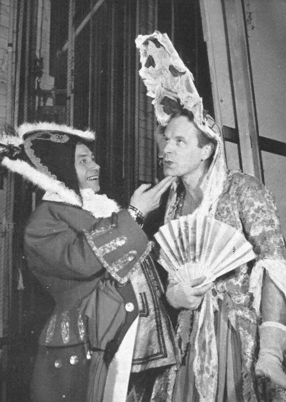 Særsamlinger: Teaterprogrammer fra Odense Teater - billeder fra 1960 - 1964